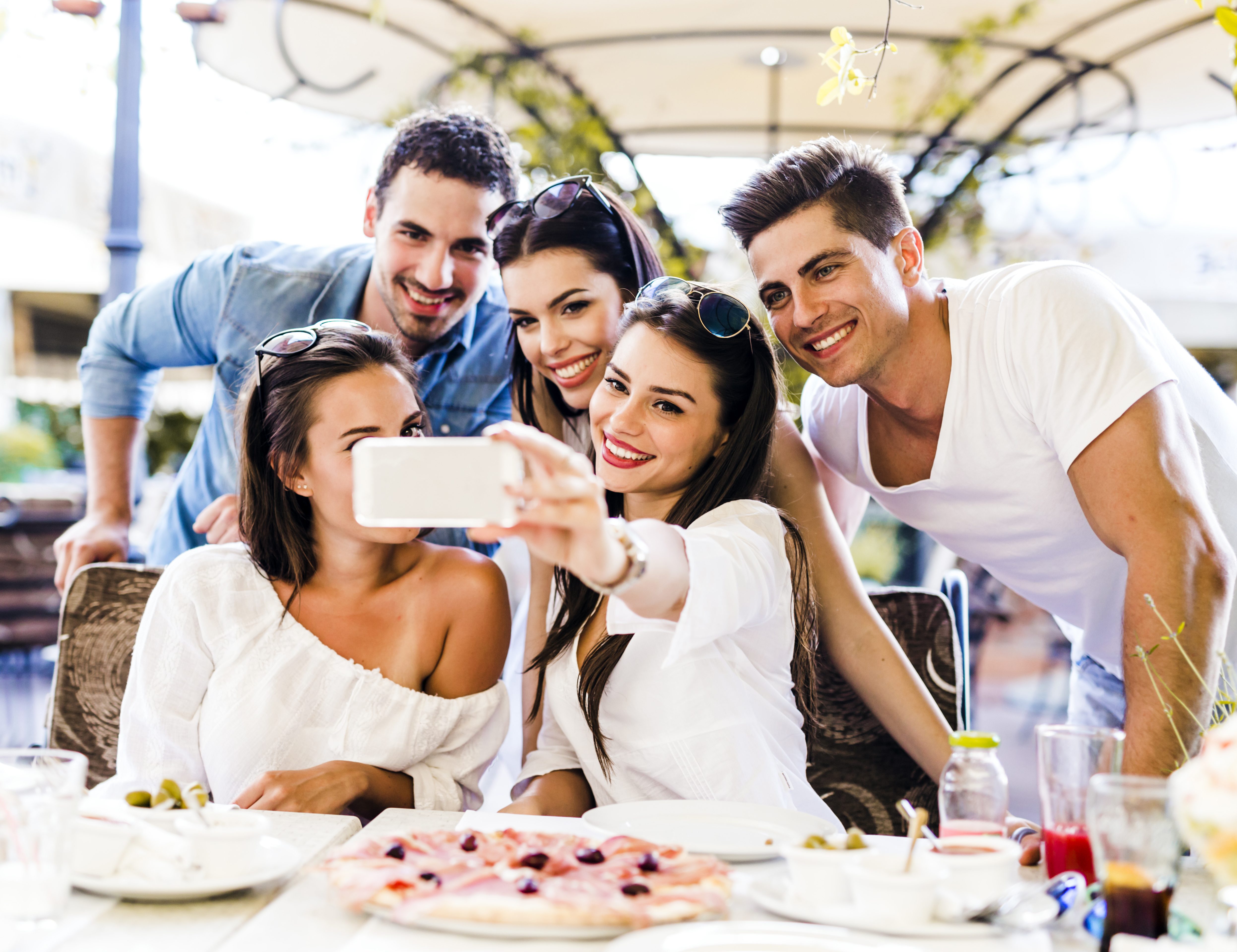 Dine - Ranches Restaurant | Ranches Sports Bar | Birdies Sports Lounge ...